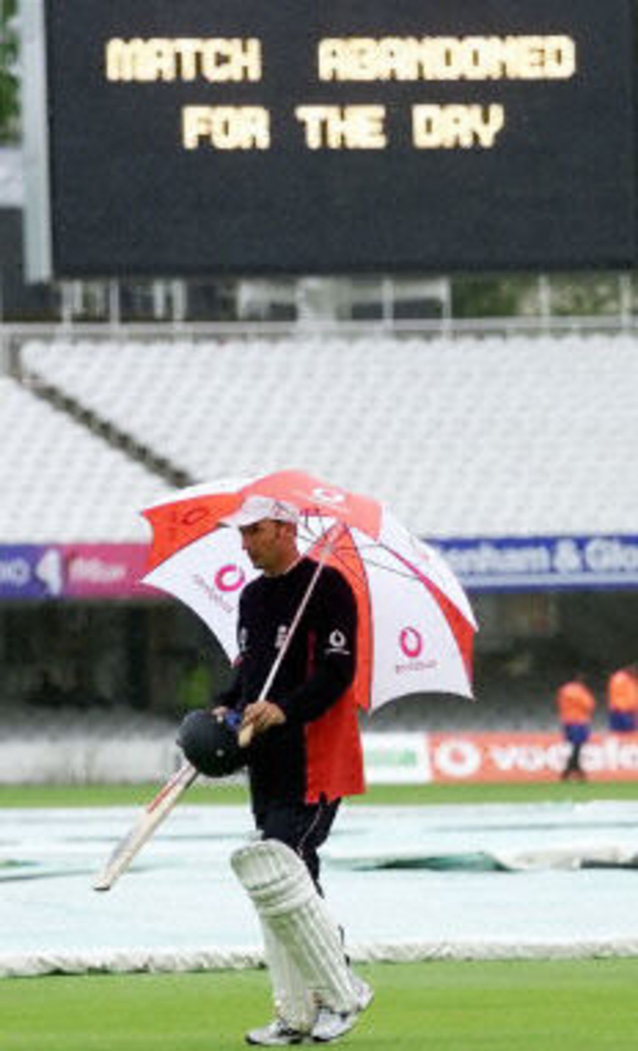 A lone cricket fan braves the rain | ESPNcricinfo.com