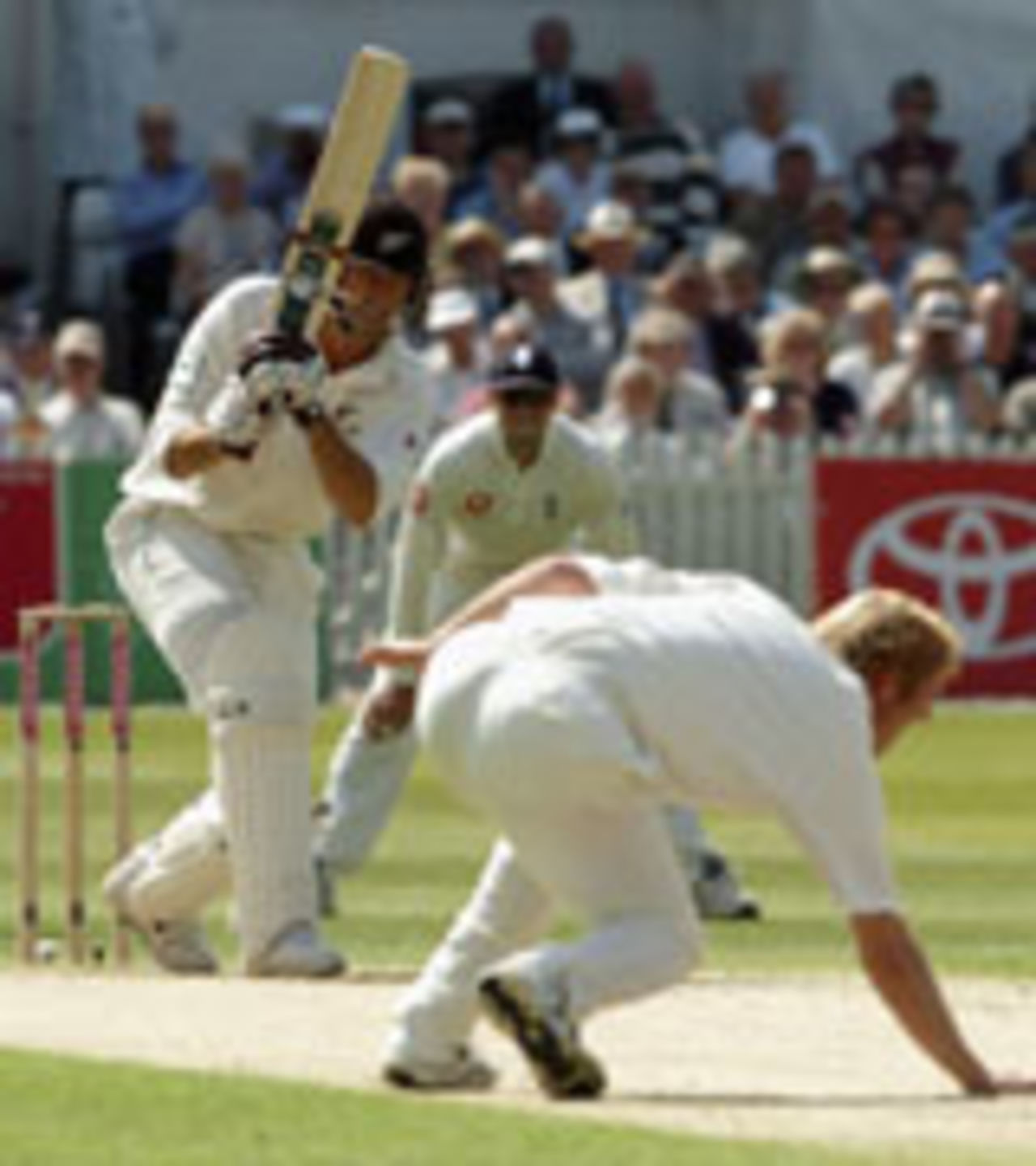 Stephen Fleming drives Matthew Hoggard | ESPNcricinfo.com