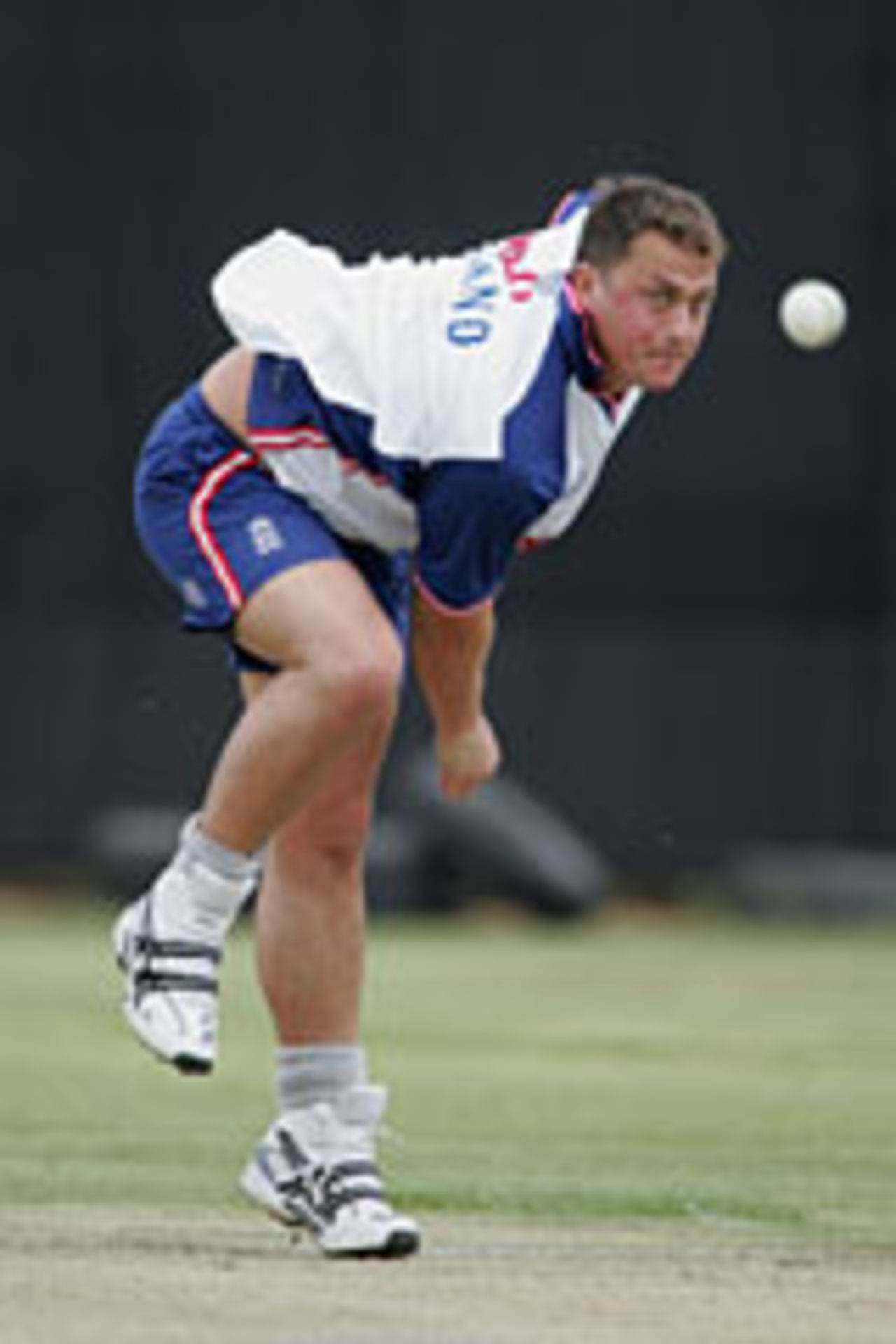 Darren Gough bowling | ESPNcricinfo.com