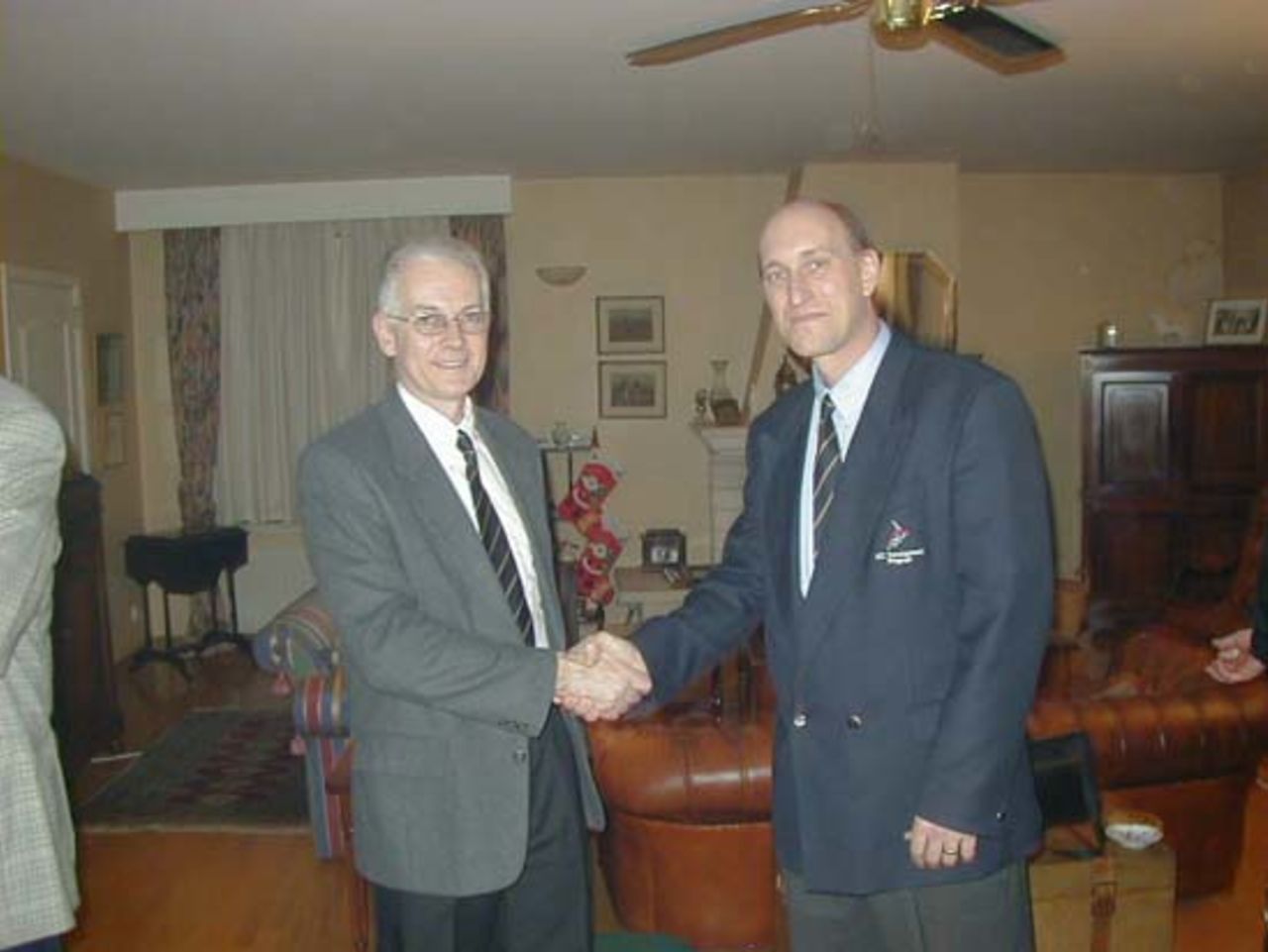 Newly appointed EDP Umpiring Consultant, Graham Cooper (l) with EDM ...