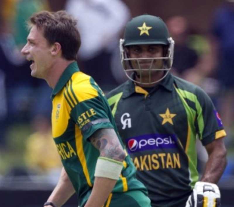 mohammad hafeez stats