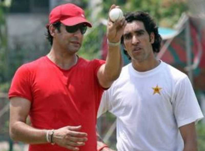 wasim akram bowling tips