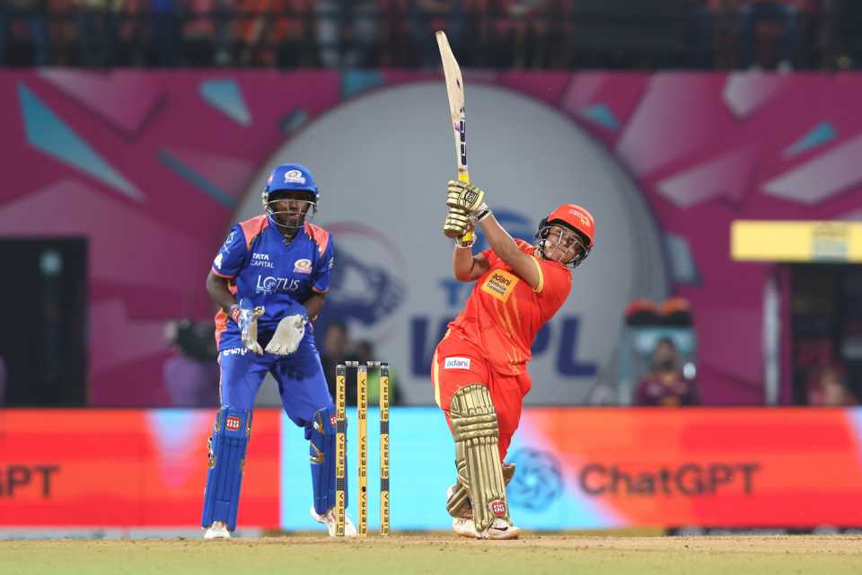 Cricket Photos - MI-W vs GG-W, 6th Match Pictures