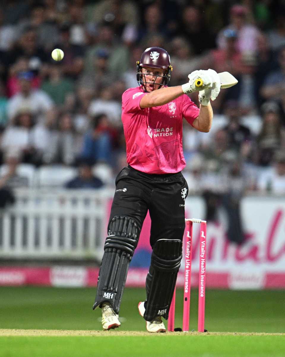 Cricket Photos - SOM vs HAM, Cross Pool Pictures
