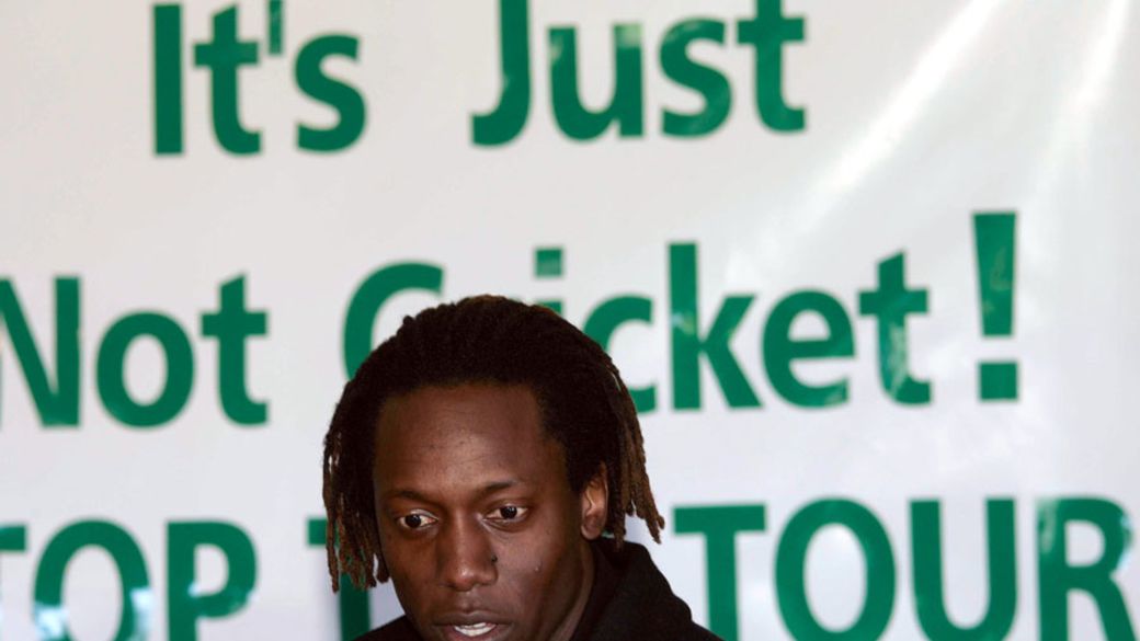 Henry Olonga ODI photos and editorial news pictures from ESPNcricinfo ...