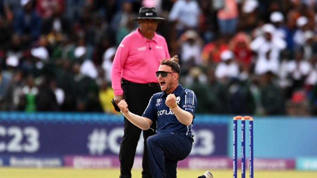 Chris Greaves ODI photos and editorial news pictures from ESPNcricinfo ...