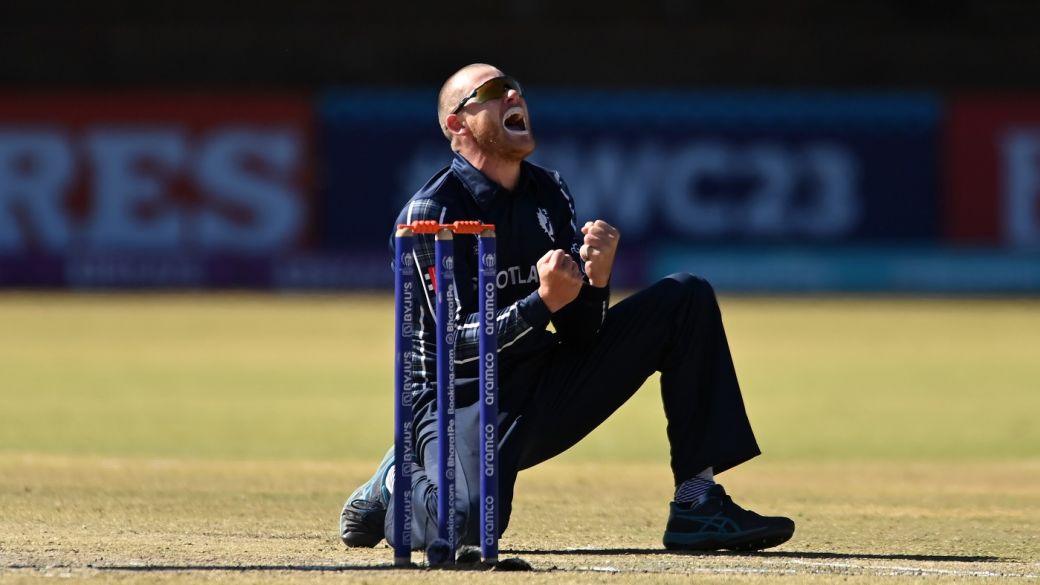 Michael Leask ODI photos and editorial news pictures from ESPNcricinfo ...