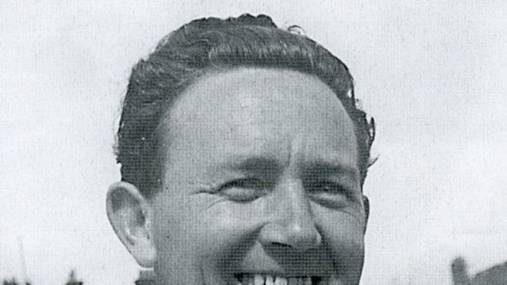 Don Smith ODI photos and editorial news pictures from ESPNcricinfo Images