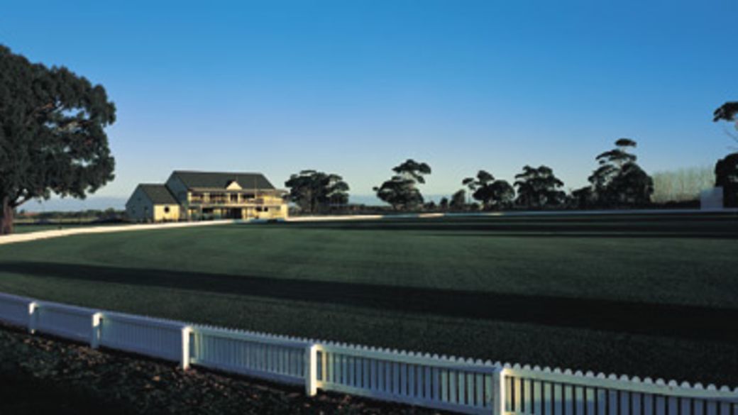 Bert Sutcliffe ODI photos and editorial news pictures from ESPNcricinfo ...