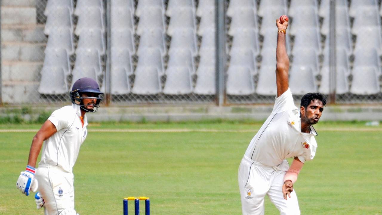 Deepak Shetty Photos | Image Gallery and Match Pictures