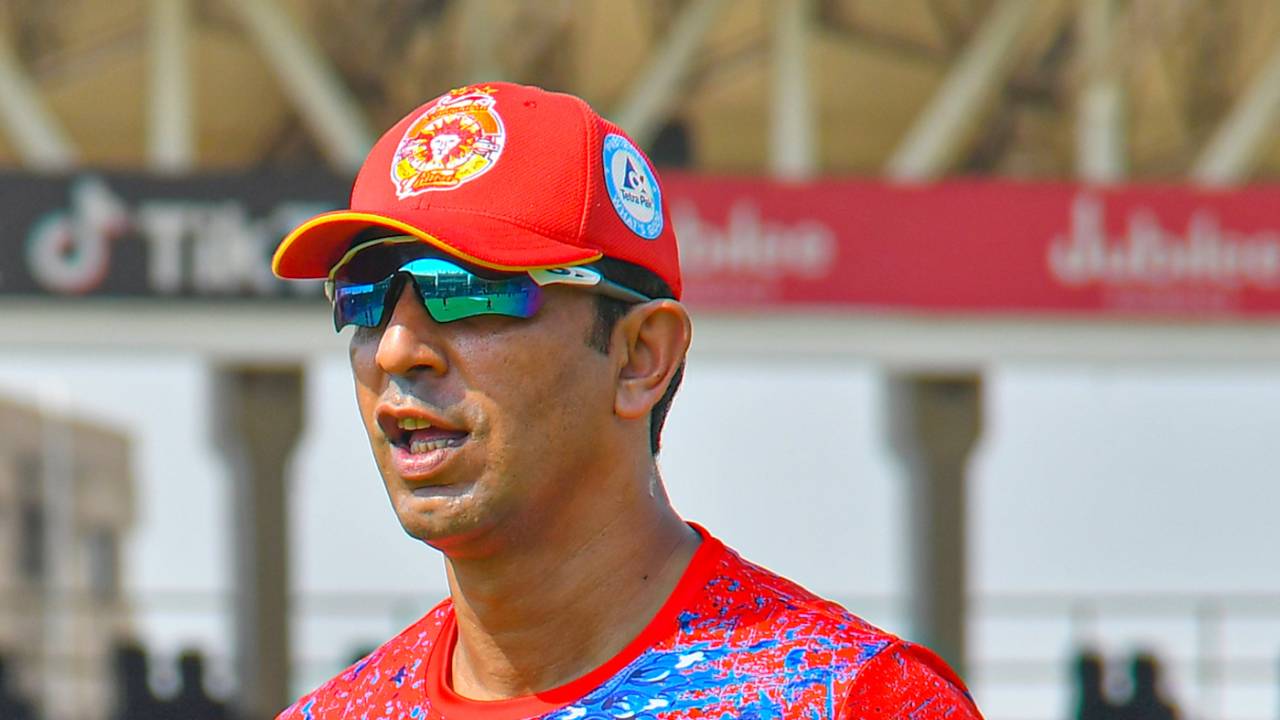 Azhar Mahmood ODI photos and editorial news pictures from ESPNcricinfo ...