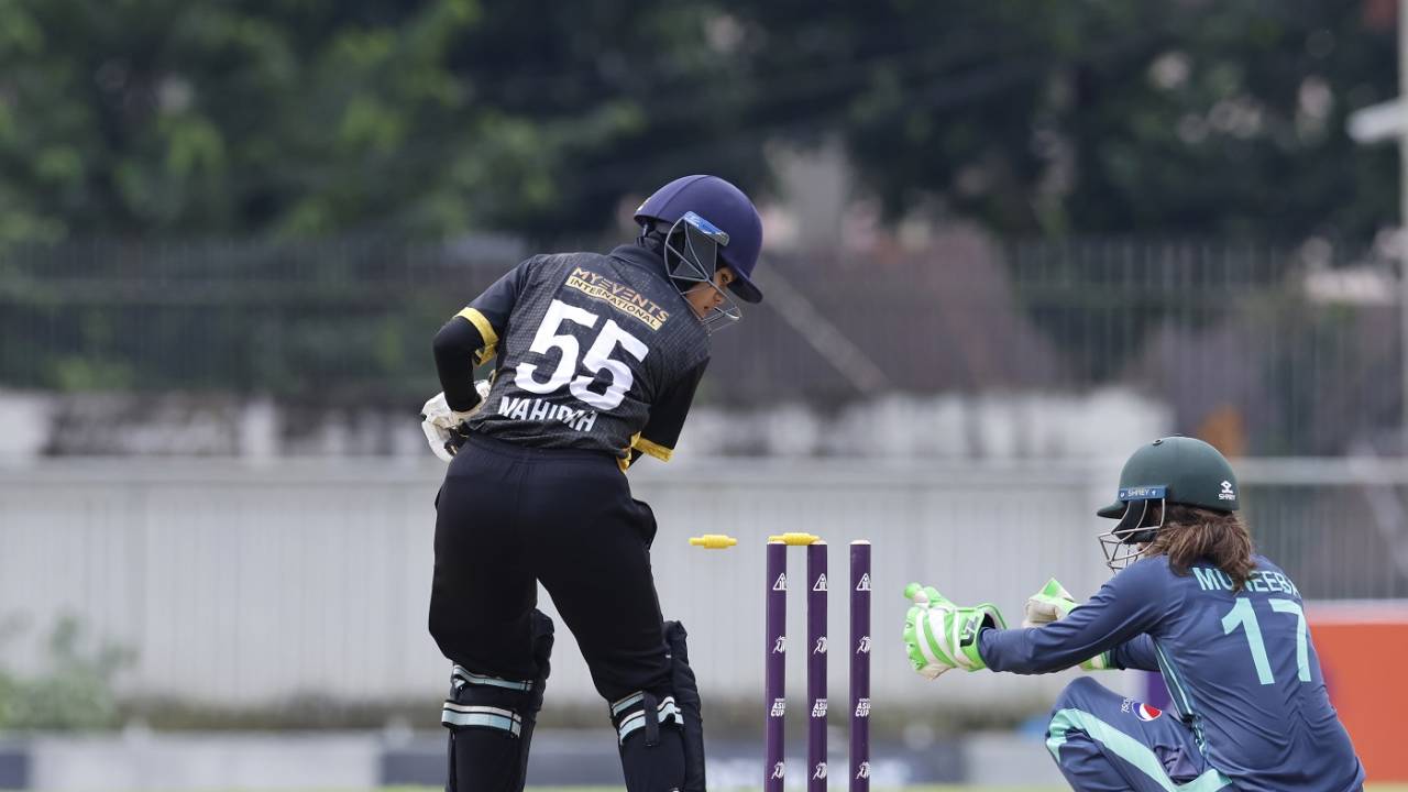 Mahirah Izzati Ismail ODI photos and editorial news pictures from ...