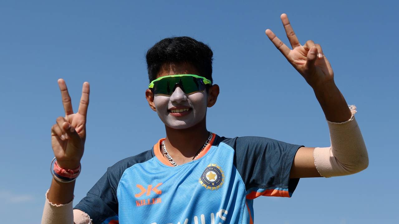 Soumya Tiwari Photos | Image Gallery and Match Pictures