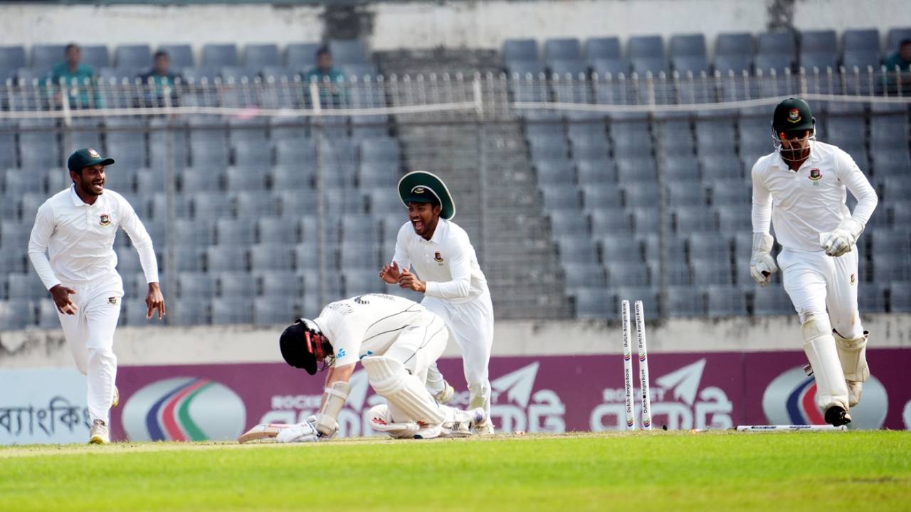 Nurul Hasan ODI photos and editorial news pictures from ESPNcricinfo Images