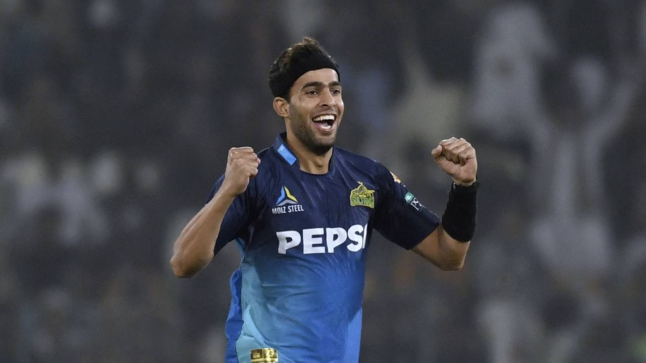 Abbas Afridi ODI photos and editorial news pictures from ESPNcricinfo ...