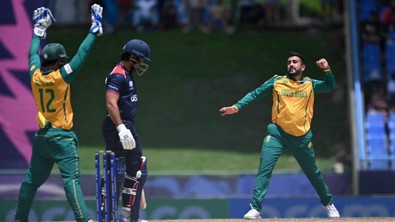 Shayan Jahangir Photos | Image Gallery and Match Pictures