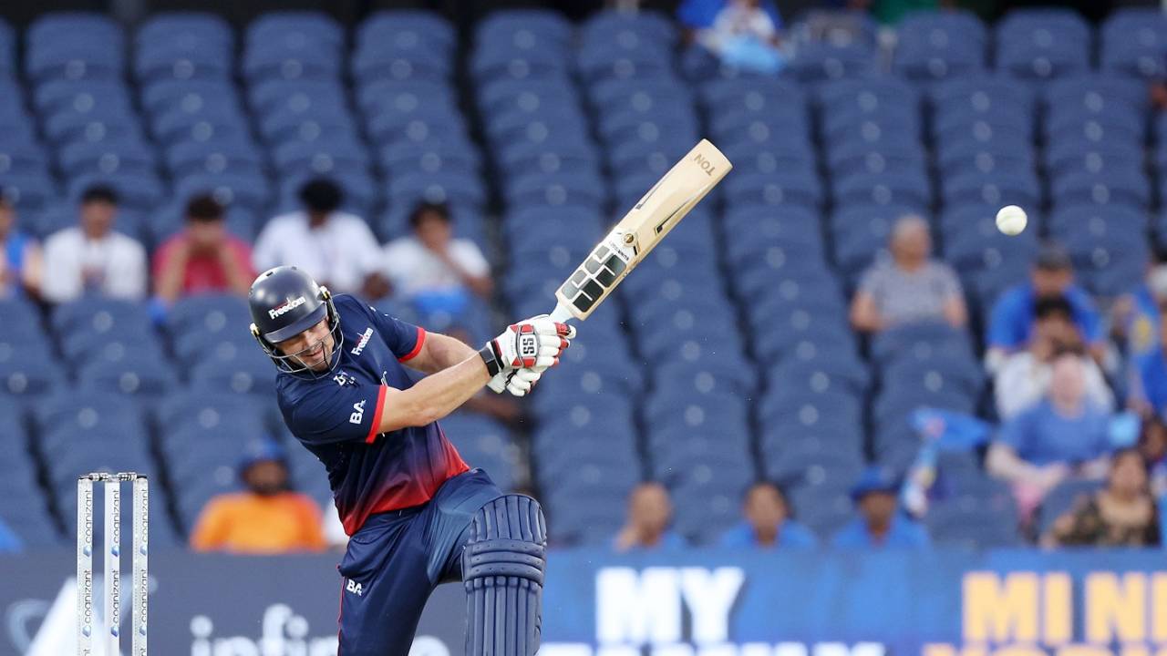 Andries Gous Photos | Image Gallery and Match Pictures