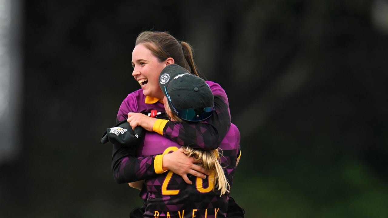 Georgia Davis Photos | Image Gallery and Match Pictures