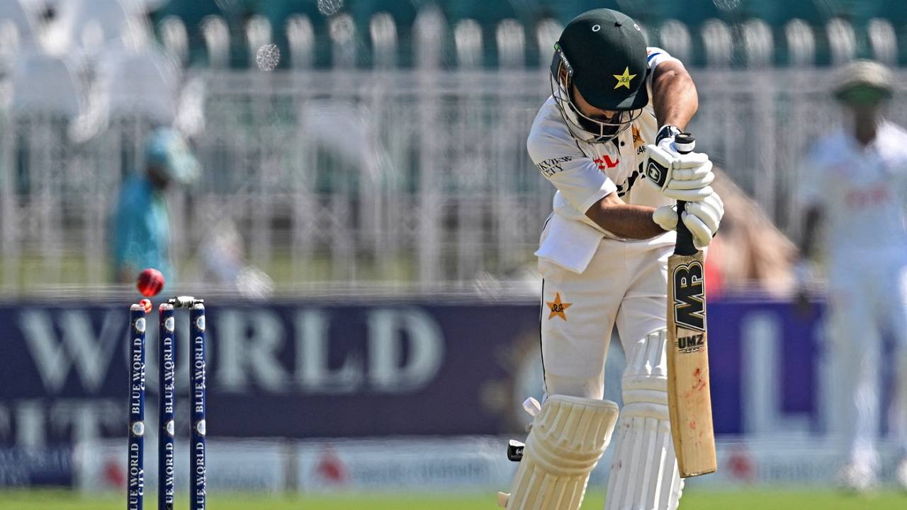 Abdullah Shafique Photos | Image Gallery and Match Pictures