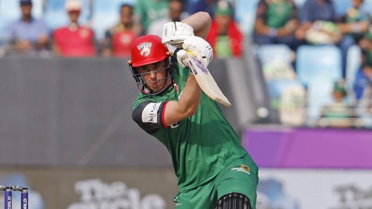Dan Lawrence Photos | Image Gallery and Match Pictures