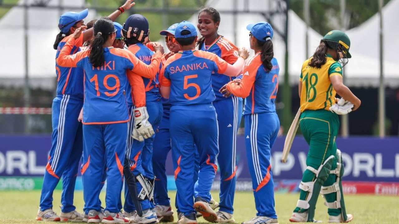 Shabnam Shakil Photos | Image Gallery and Match Pictures