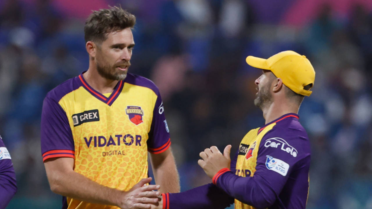 Tim Southee Photos | Image Gallery and Match Pictures