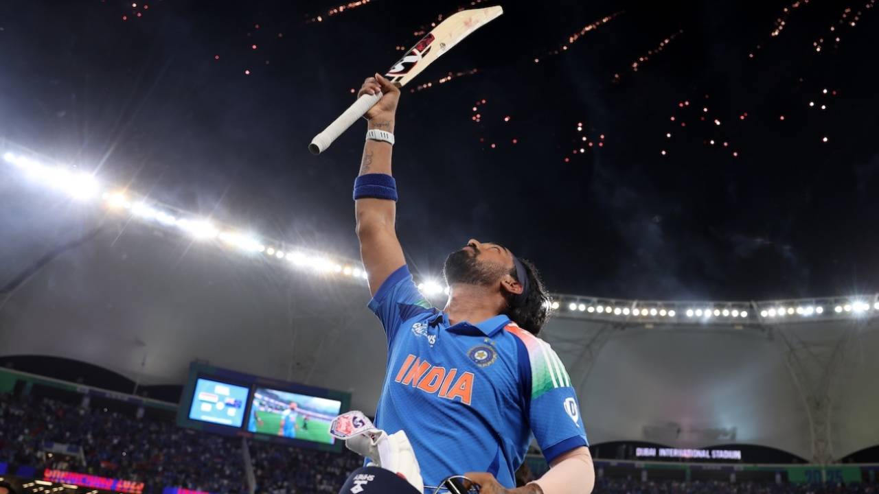KL Rahul Photos | Image Gallery and Match Pictures
