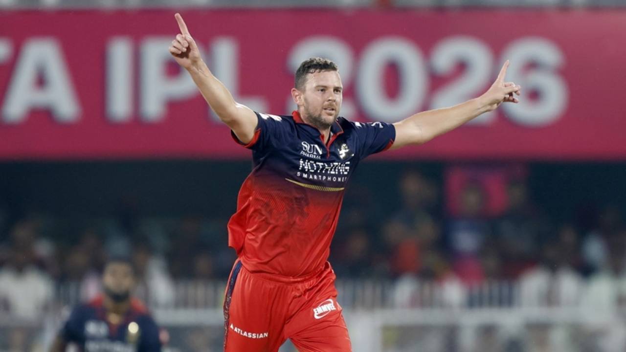IPL 2026 - Josh Hazlewood - Bowling with Bhuvneshwar Kumar a bit like ...