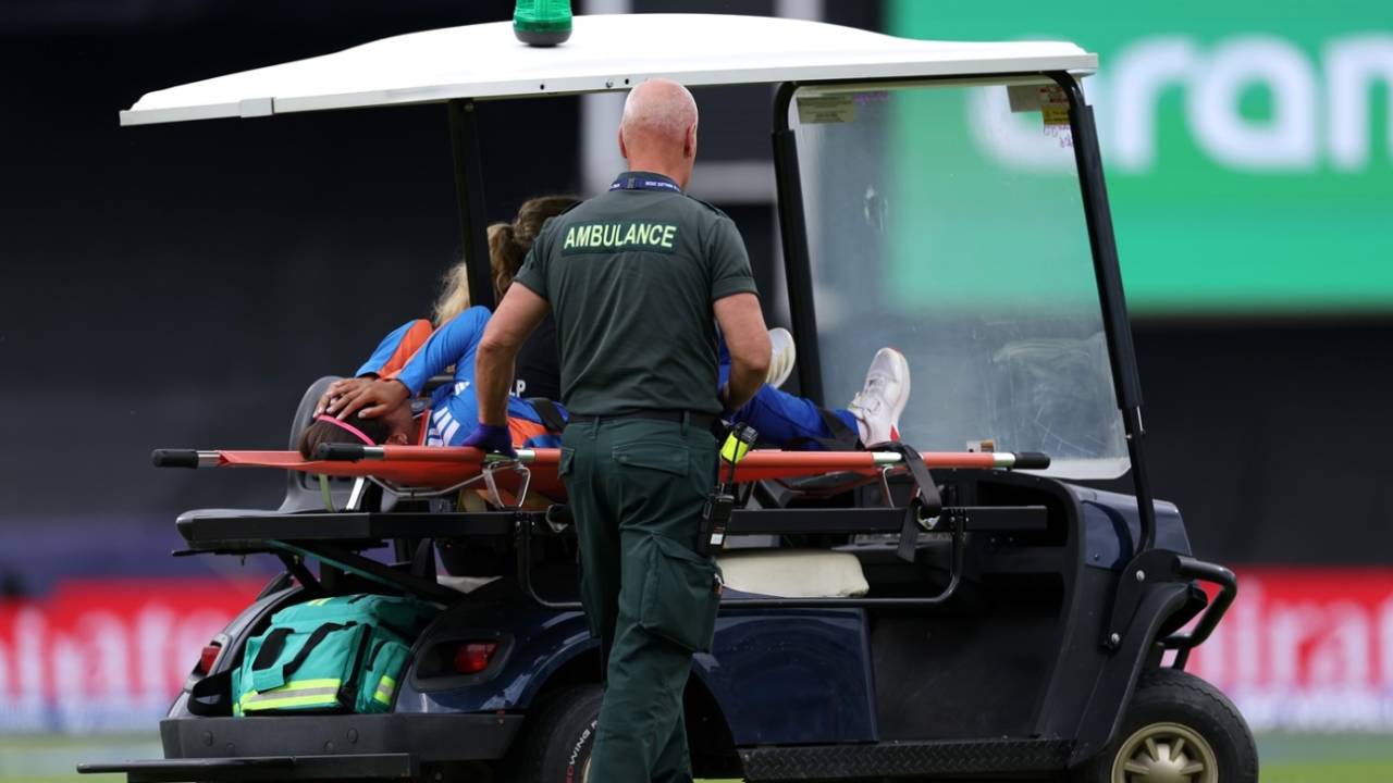 Women's T20 World Cup 2026 - Shreyanka Patil stretchered off after ...