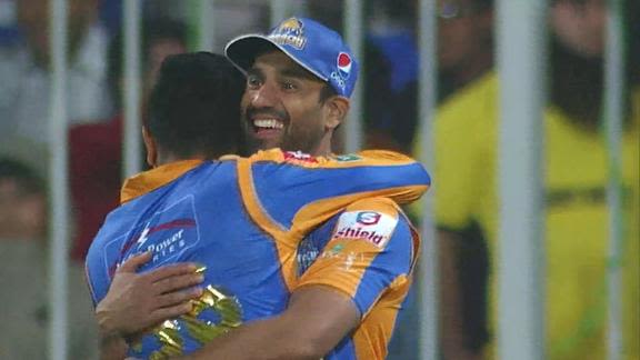 WATCH - Bopara's crucial four catches | ESPNcricinfo.com