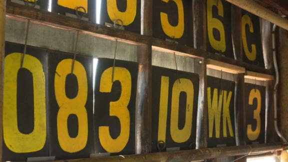 WATCH - What happens inside the WACA scoreboard | ESPNcricinfo.com