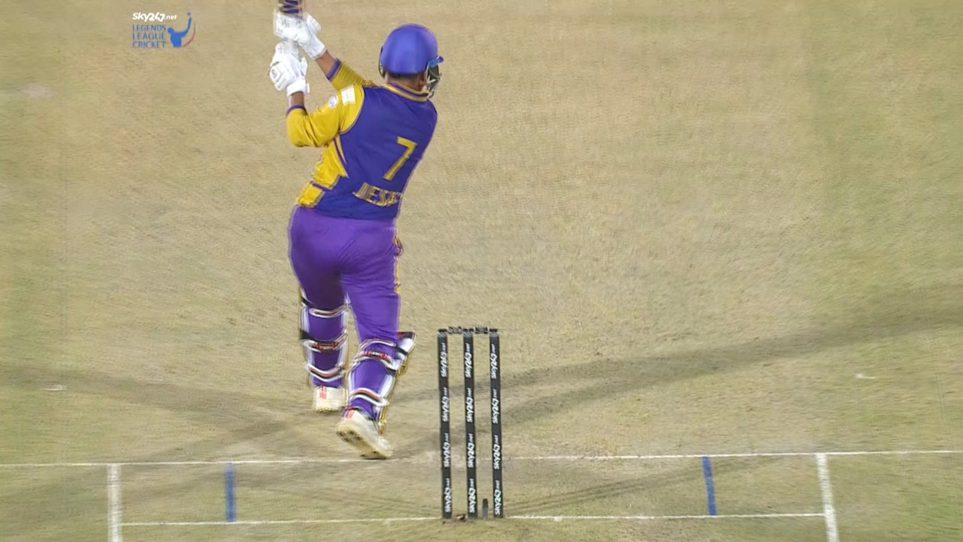 WATCH - Karia sliced it straight to cover fielder | ESPNcricinfo.com