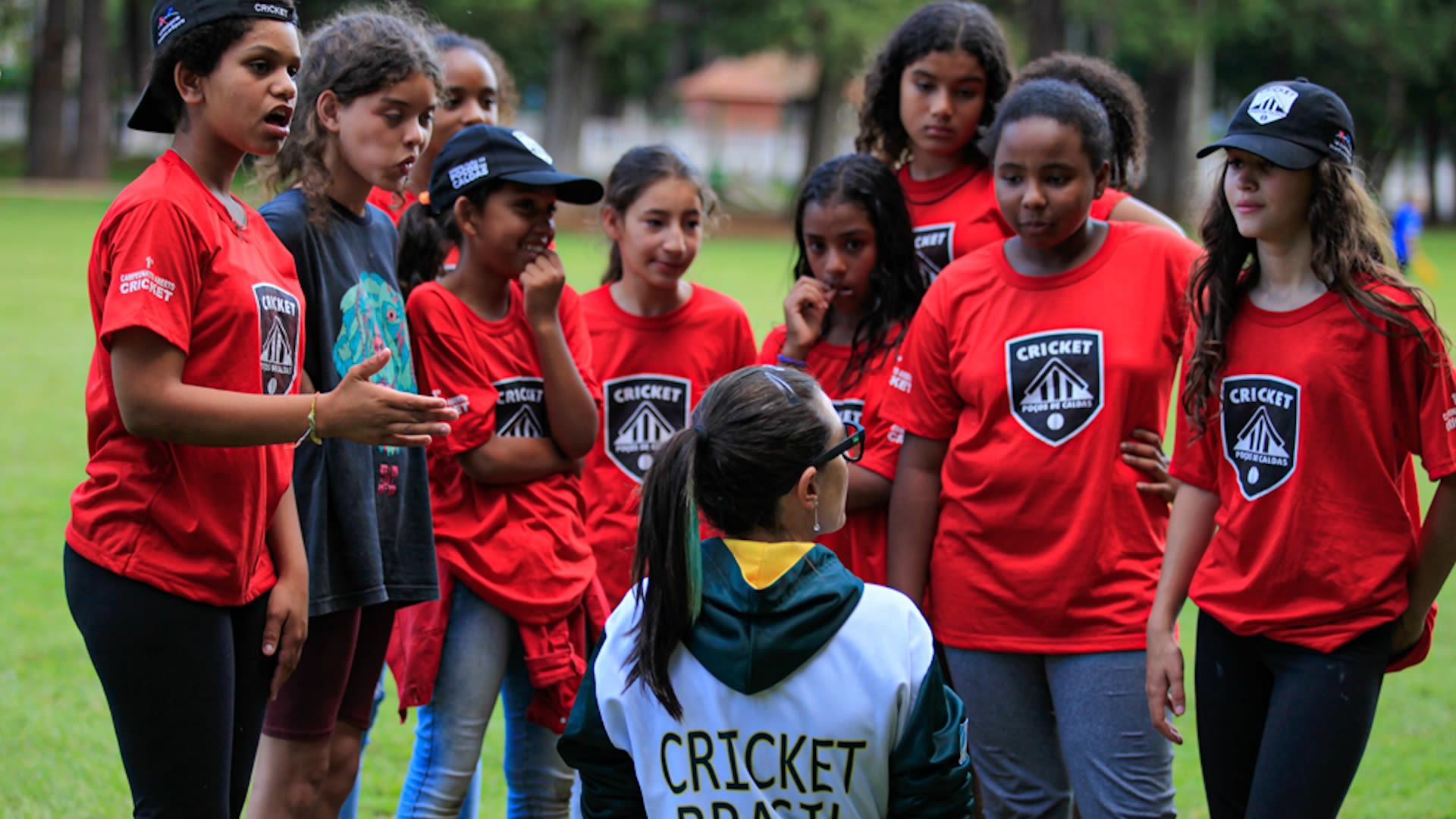 Roberta Avery wants to empower women in Brazil through cricket ...