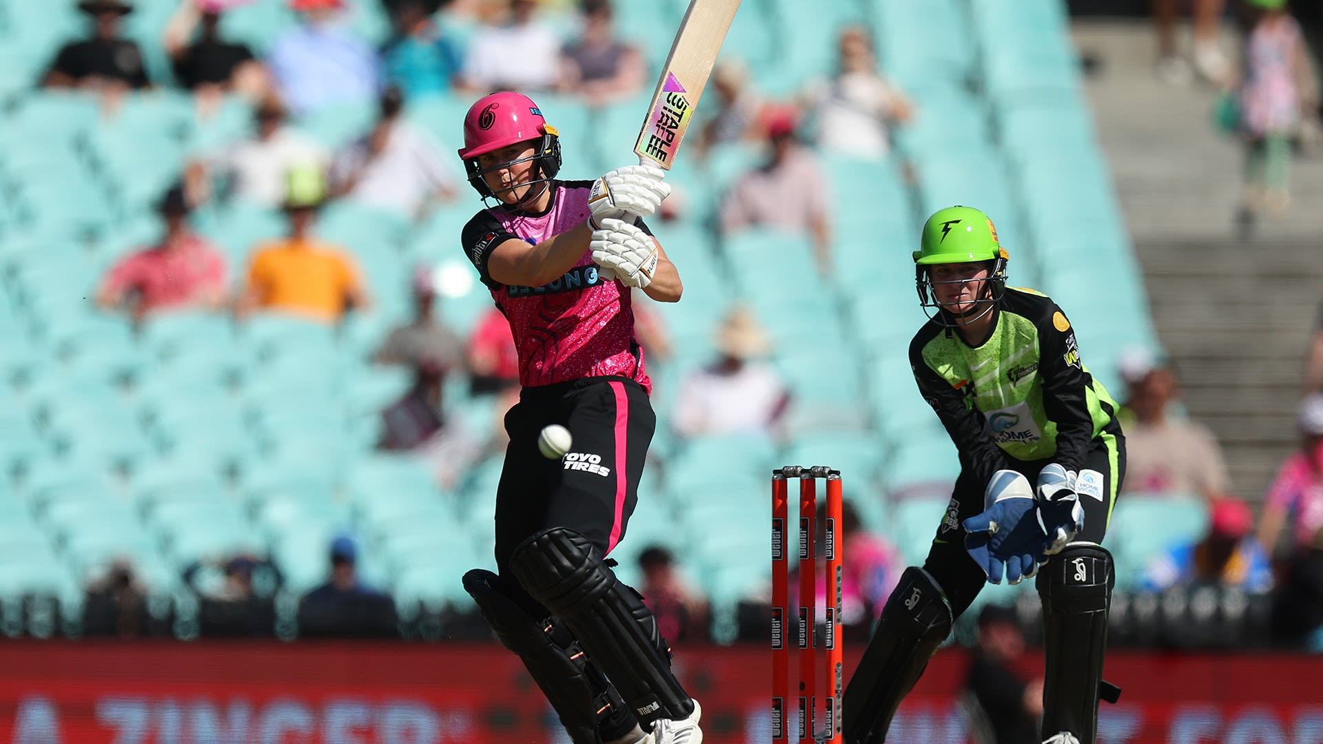 WBBL Highlights Ellye Perry hurts Sydney Thunder in finals challenge ...