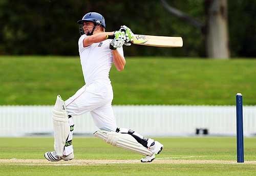 Luke Wright hits out during his century | ESPNcricinfo.com