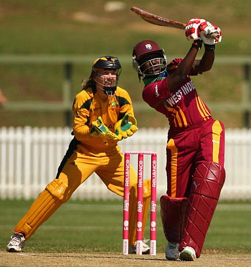 Stafanie Taylor lofts | ESPNcricinfo.com
