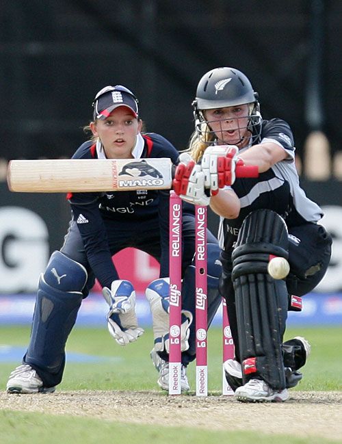 Lucy Doolan looks to sweep | ESPNcricinfo.com