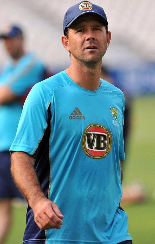 Ricky Ponting arrives at the nets session | ESPNcricinfo.com