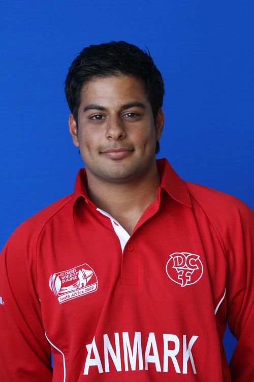 Rizwan Mahmood, player portrait | ESPNcricinfo.com