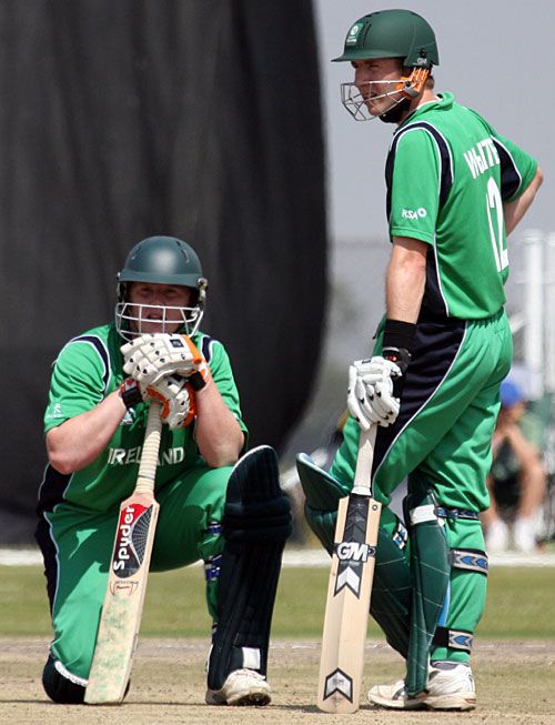 Kevin O'Brien and Andre White during their massive fifth-wicket stand ...