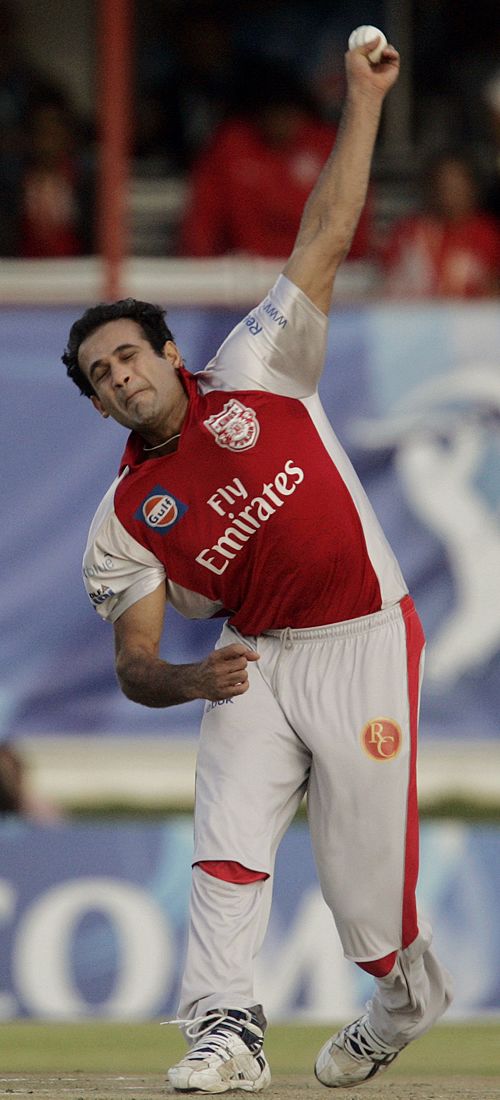 Irfan Pathan bends his back | ESPNcricinfo.com
