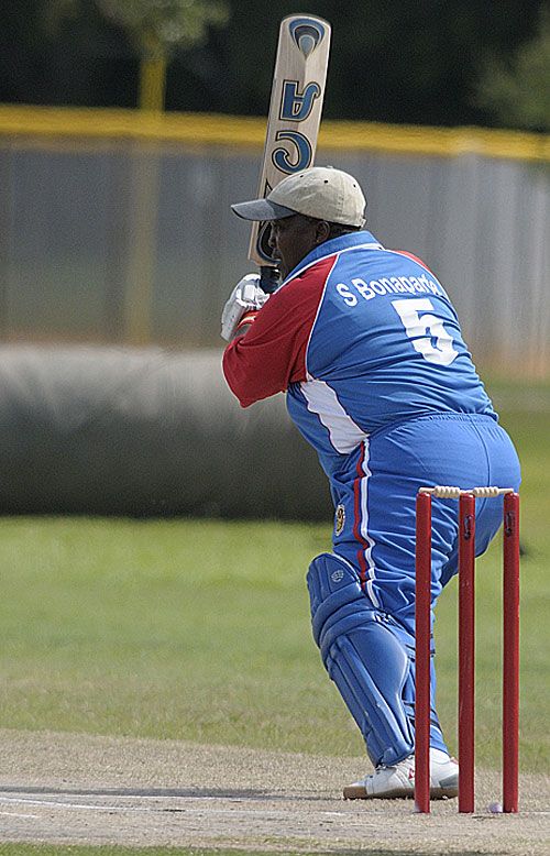 BRA-W vs TTDW Cricket Scorecard at Fort Lauderdale, May 21, 2009