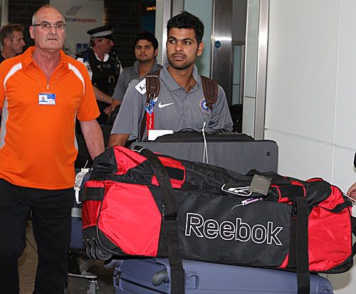 RP Singh arrives in London for the World Twenty20 | ESPNcricinfo.com