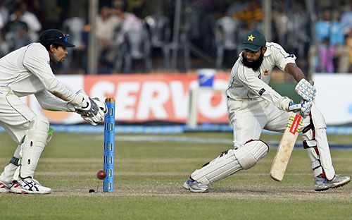 Returning Yousuf becomes No. 1 Test batsman | ESPNcricinfo