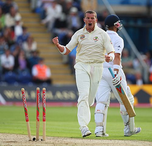 Siddle makes mark but misses bed | ESPNcricinfo