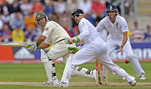 Ricky Ponting sweeps fine | ESPNcricinfo.com