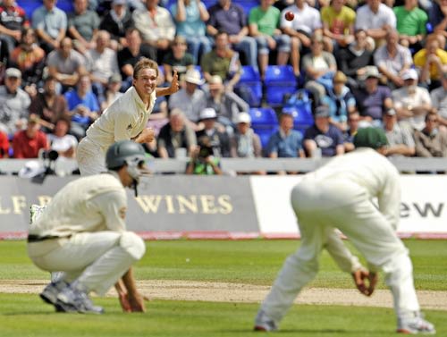 Nathan Hauritz sends down a delivery | ESPNcricinfo.com