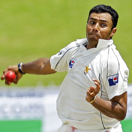 Quaid-e-Azam Trophy Division One 2010/11, Multn vs HBL Match Report ...