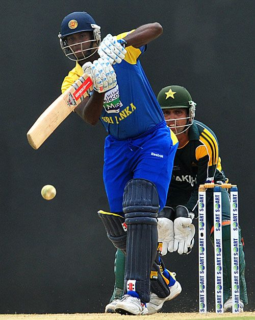 Angelo Mathews drives along the ground | ESPNcricinfo.com