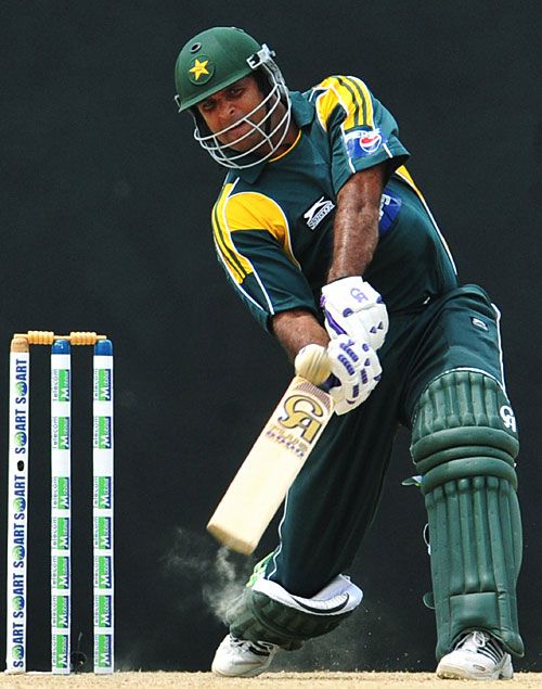 Naved-ul-Hasan chipped in with a 23-ball 30 | ESPNcricinfo.com